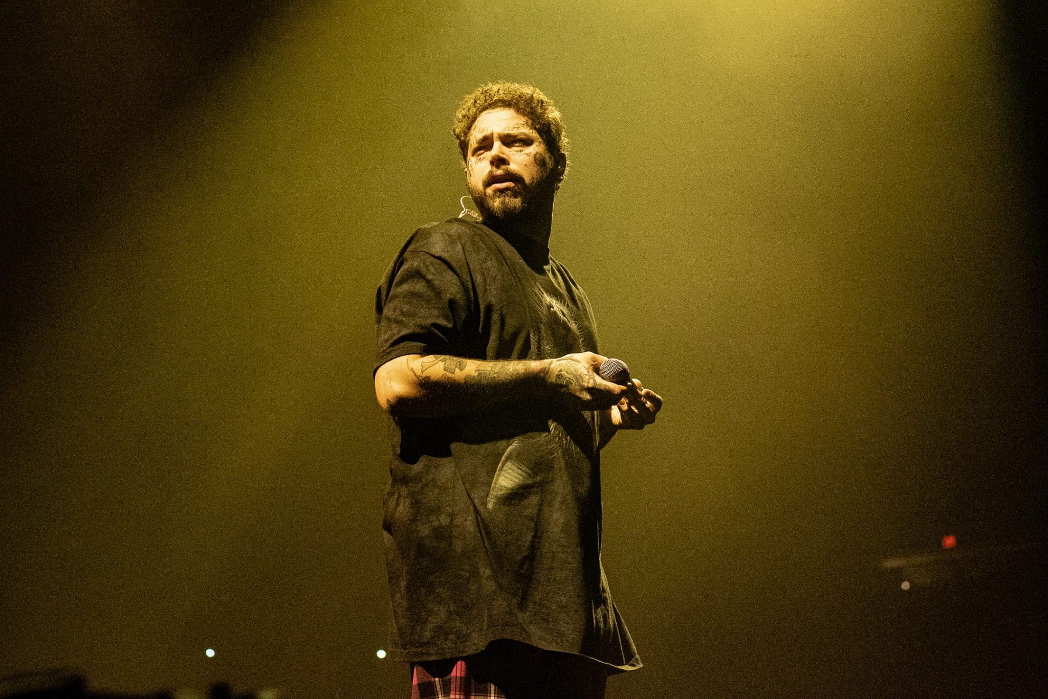 POD Photos: Post Malone's 'Runaway Tour' Captivated the Allstate Arena ...