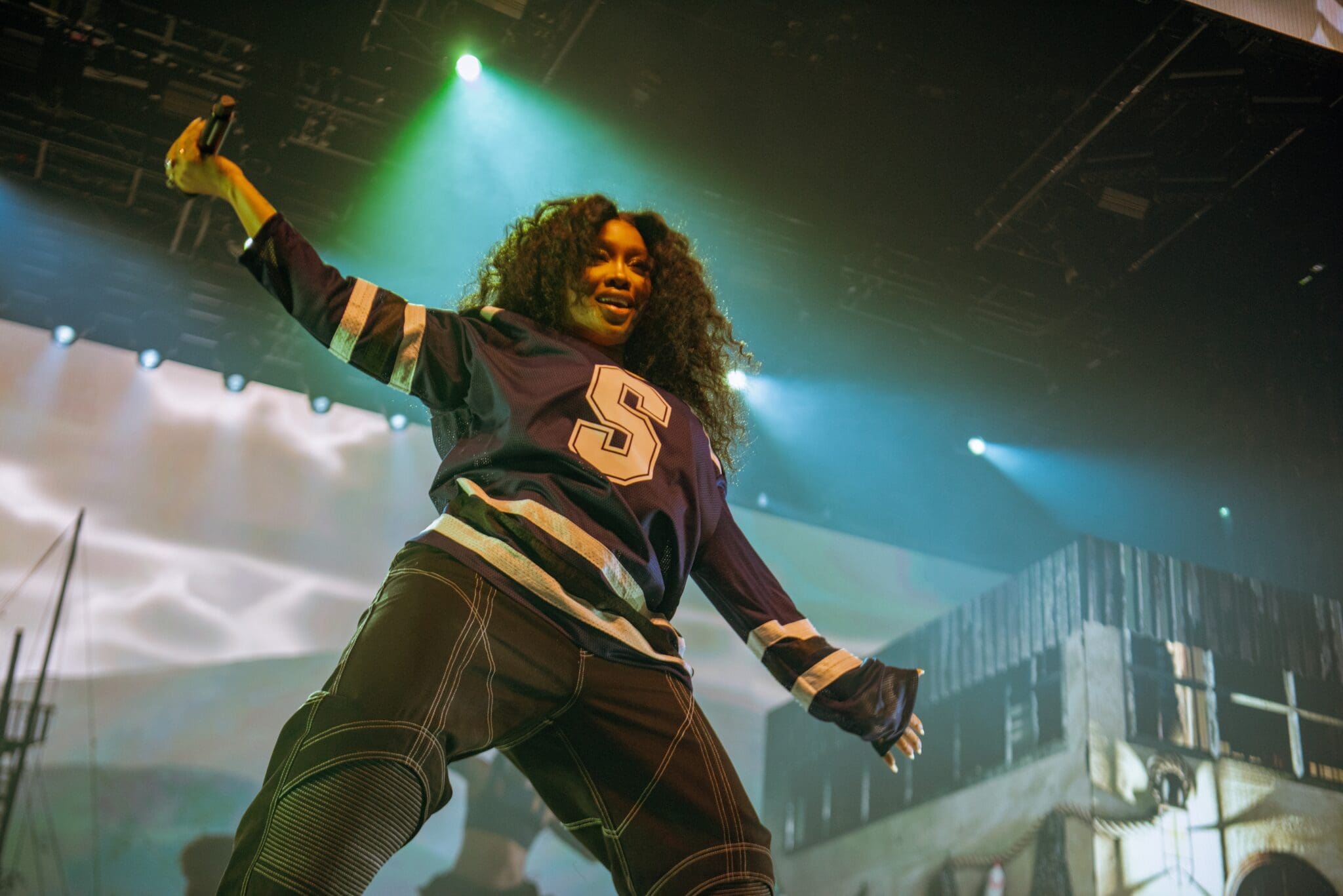 POD Photos: SZA Dazzles on the S.O.S. Tour in San Diego (3/13 ...
